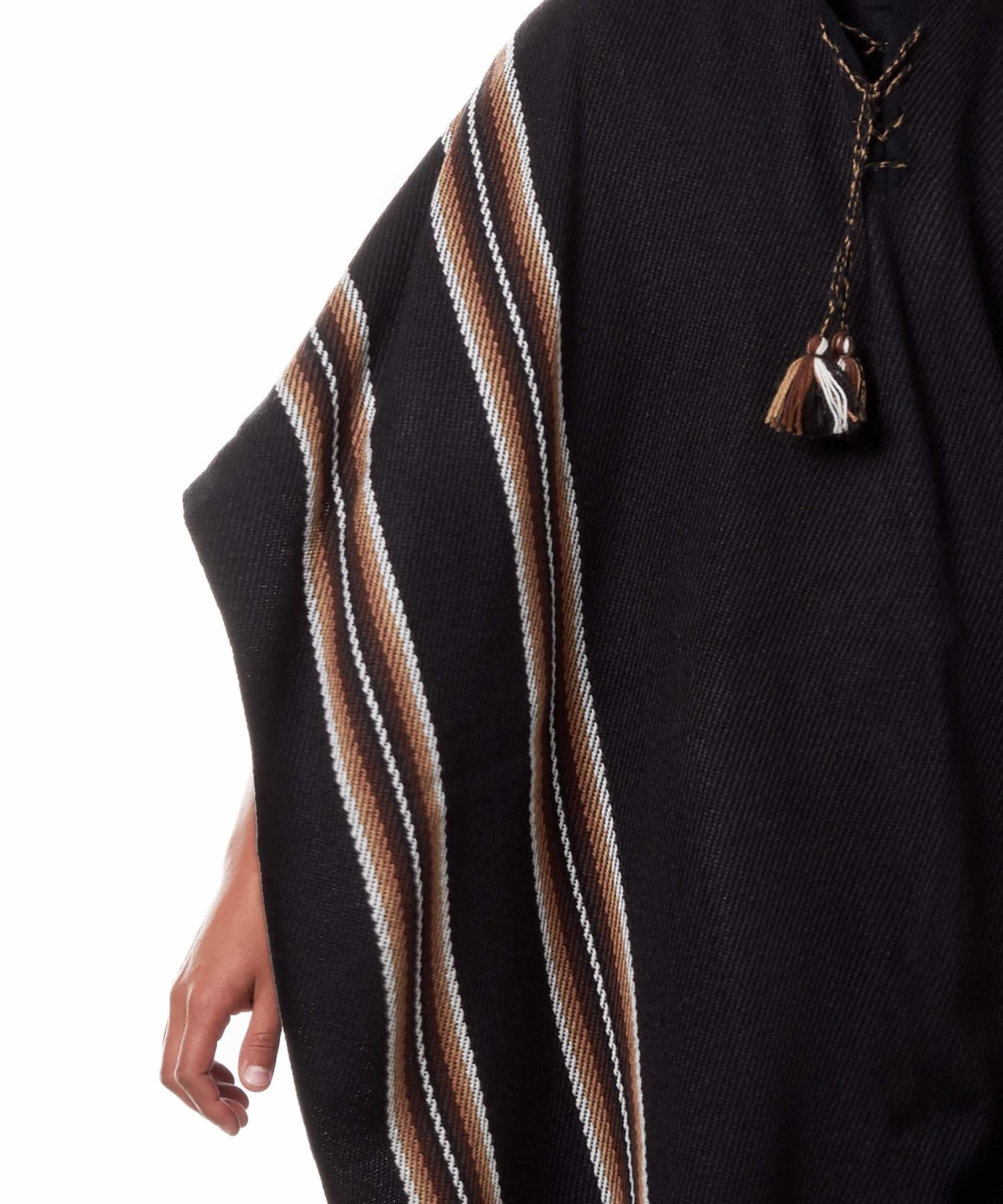 INTI ALPACA Men's Hooded Cloak Cape Poncho Knitted in Peru with Black ...